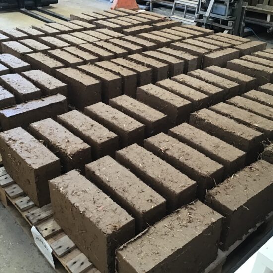 Damp Cob Walls - The Cob Specialist